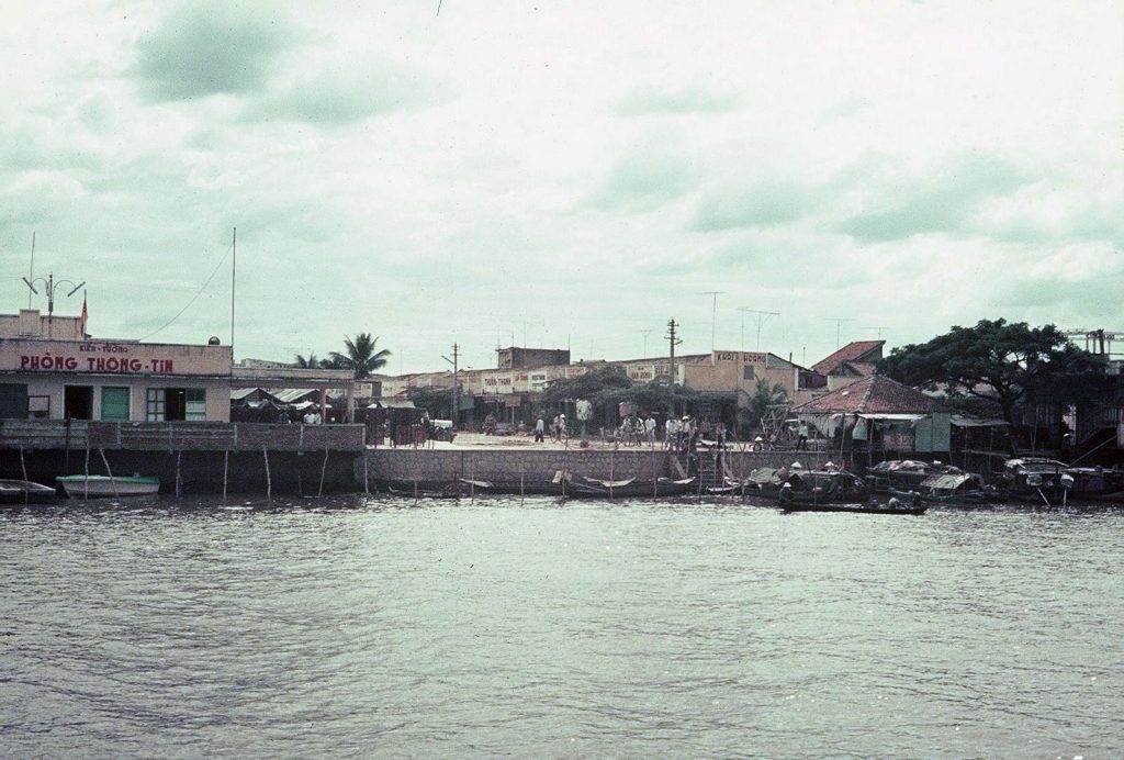 Hình Ảnh Kiến Tường 1967 Qua Ống Kính Của Tom Twitty – Nhạc Vàng